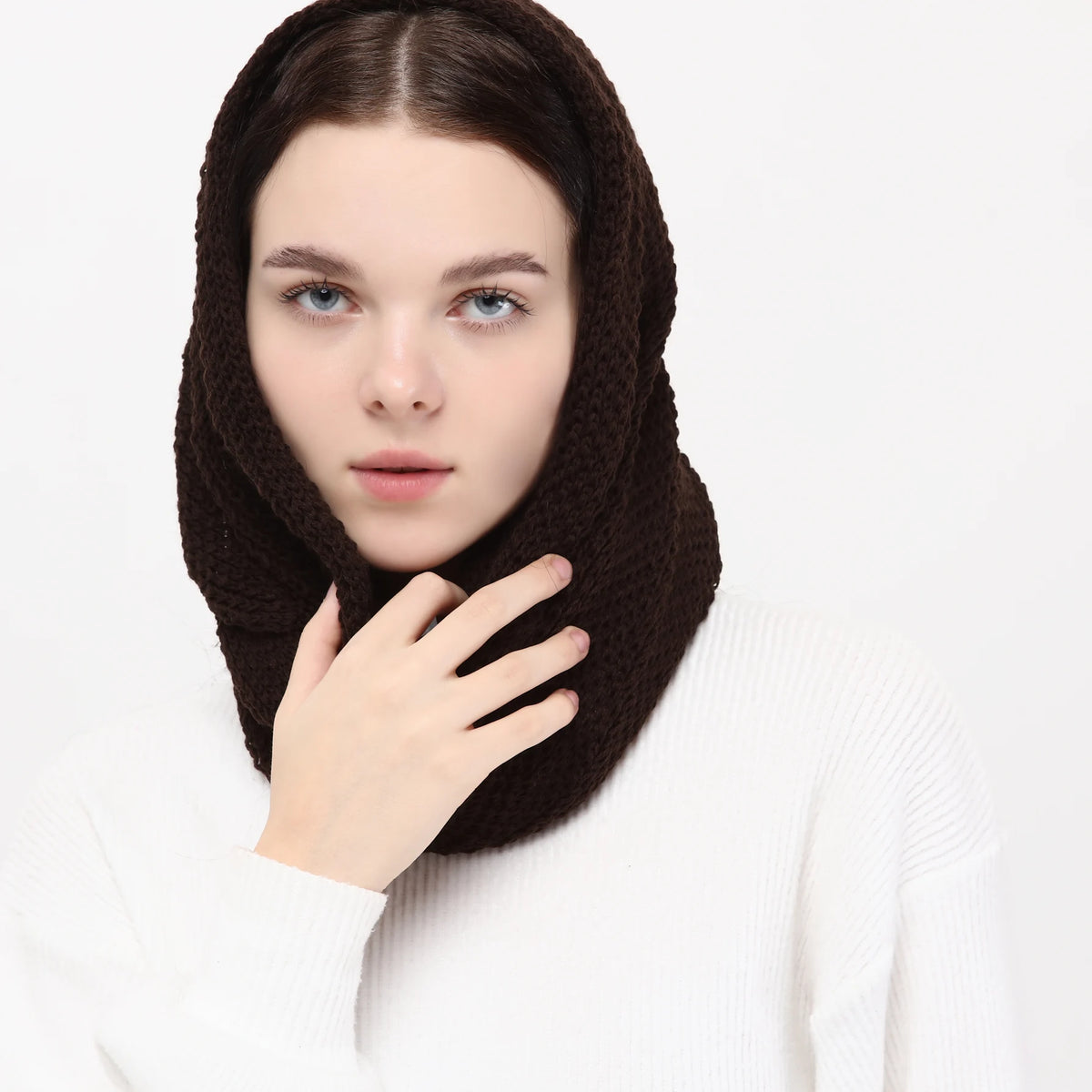 Brown Knitted Snood – Modora UK